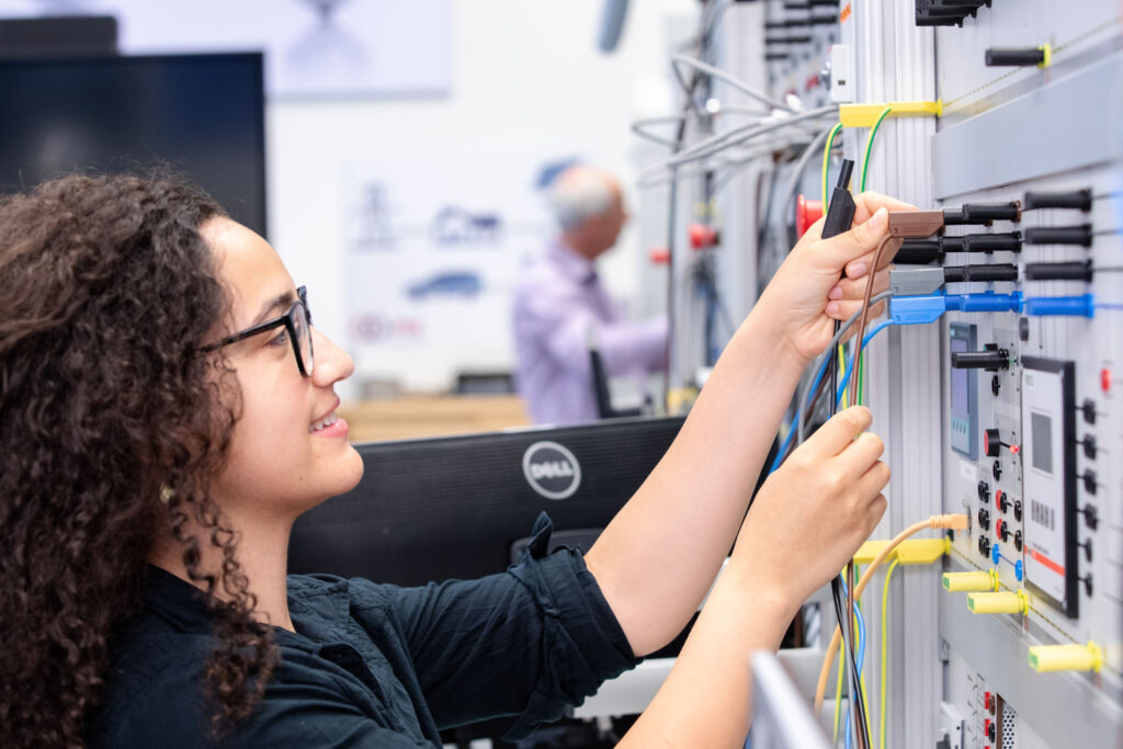 Process Simulation of Hydrogen-Based DRI Steelmaking Combined with High-Temperature Electrolysis ...